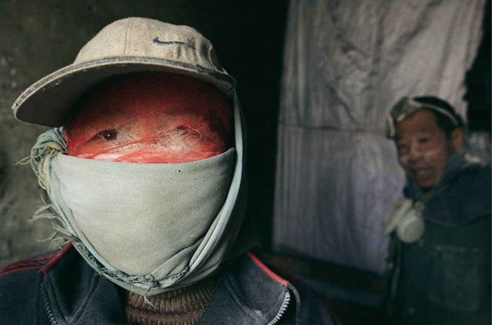 China: Der schwarze Riese - Bild 2 - [GEO]