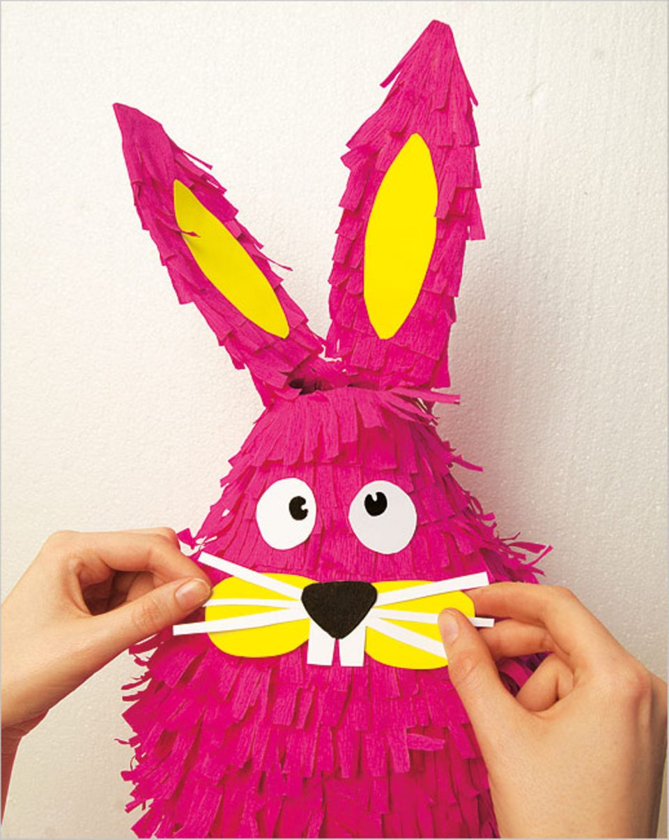 Basteln: Basteltipp: schlagfertige Piñatas - Bild 7 - [GEOLINO]