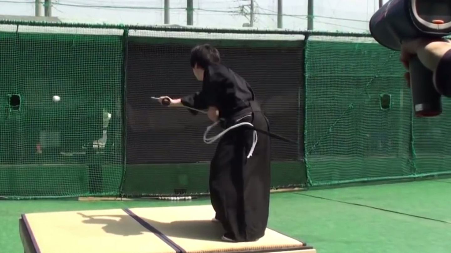 Isao Machii: Moderner Samurai halbiert 160 km/h schnellen Ball - [GEO]
