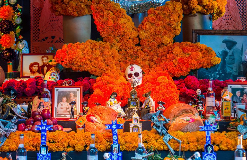 Altäre für die Verstorbenen - [GEOLINO]