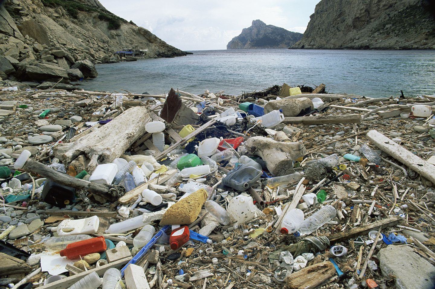 Abfallgesetz So Rigoros Will Mallorca Gegen Plastikm ll Und Abfallgesetz So Rigoros Will Mallorca Gegen Plastikm ll Und