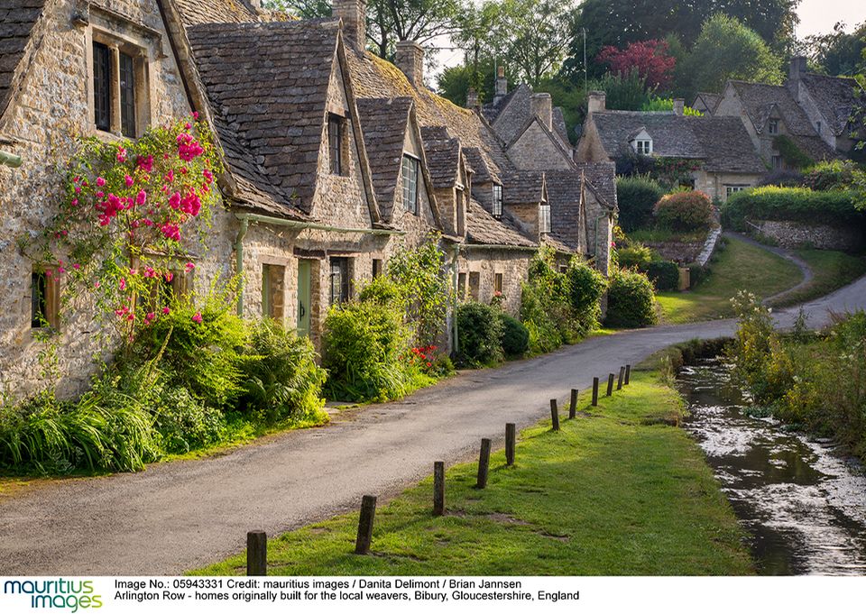 Bibury, England - [GEO]