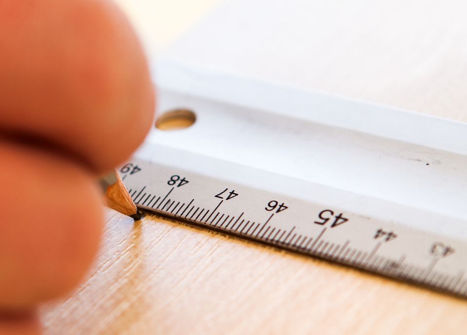 Warum hat das Lineal ein Loch? - [GEO]