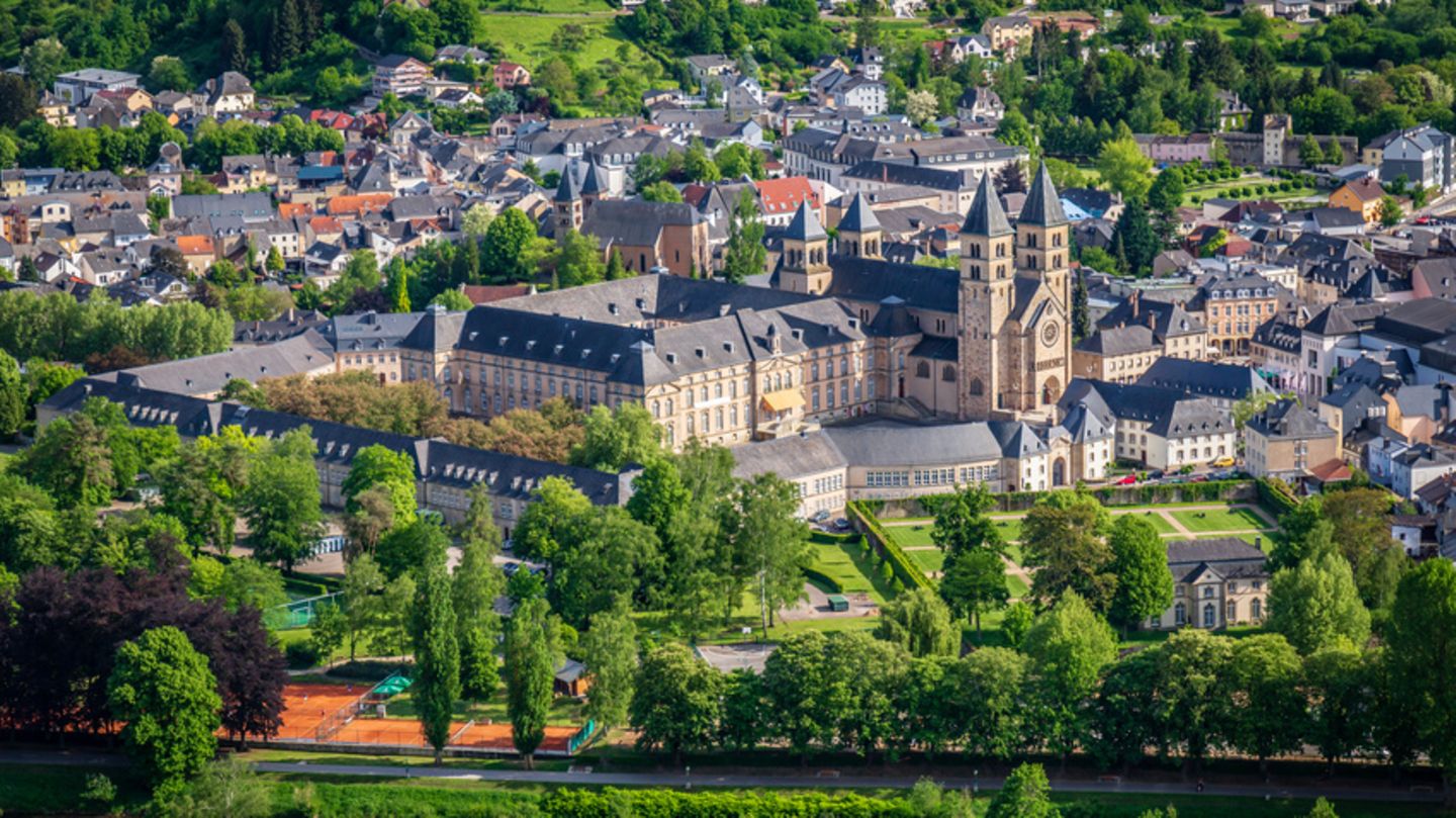 Echternach: Luxemburgs älteste Stadt punktet mit Charme und Musik - [GEO]