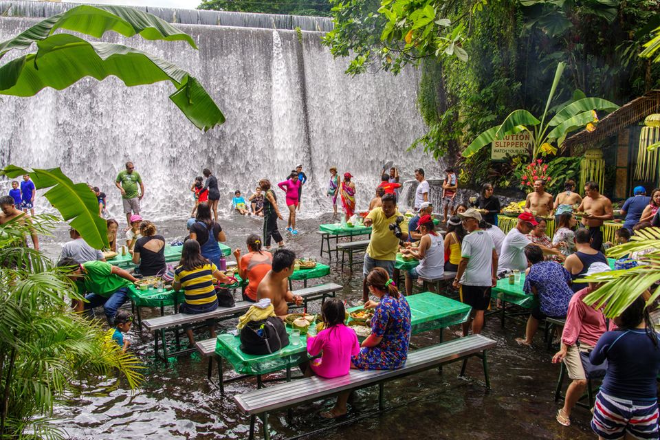 Labassin Waterfall Restaurant, Philippinen - [GEO]