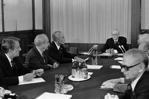 Stanislaw Petrow: Retter vor der atomaren Katastrophe - [GEO]