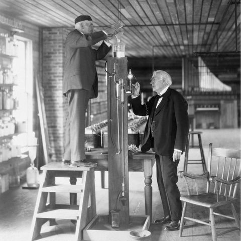 Tesla, Edison und Co.: Wie elektrischer Strom die Zivilisation prägte ...