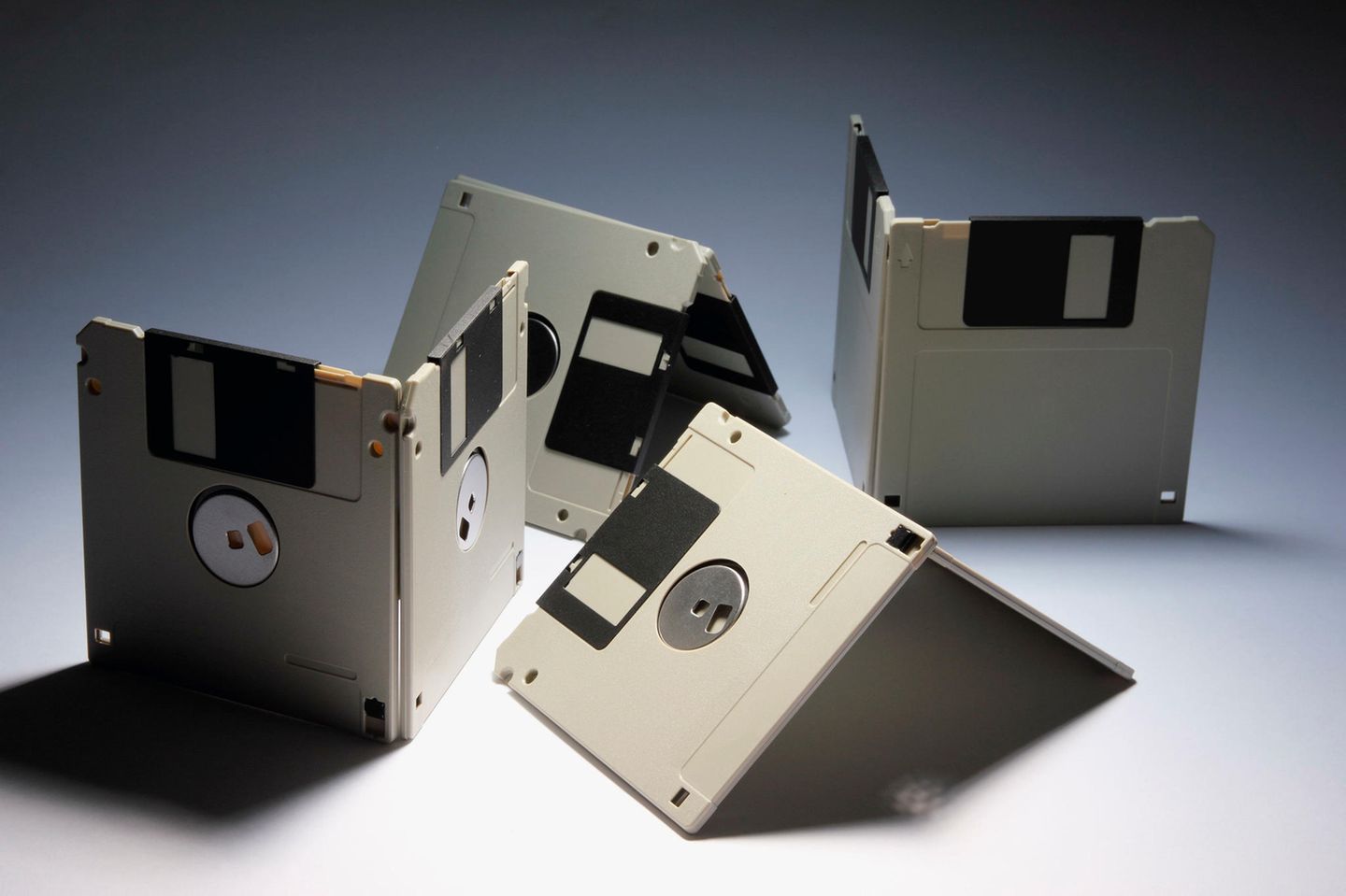 Disketten: Wie funktionieren die eigentlich? - [GEO]