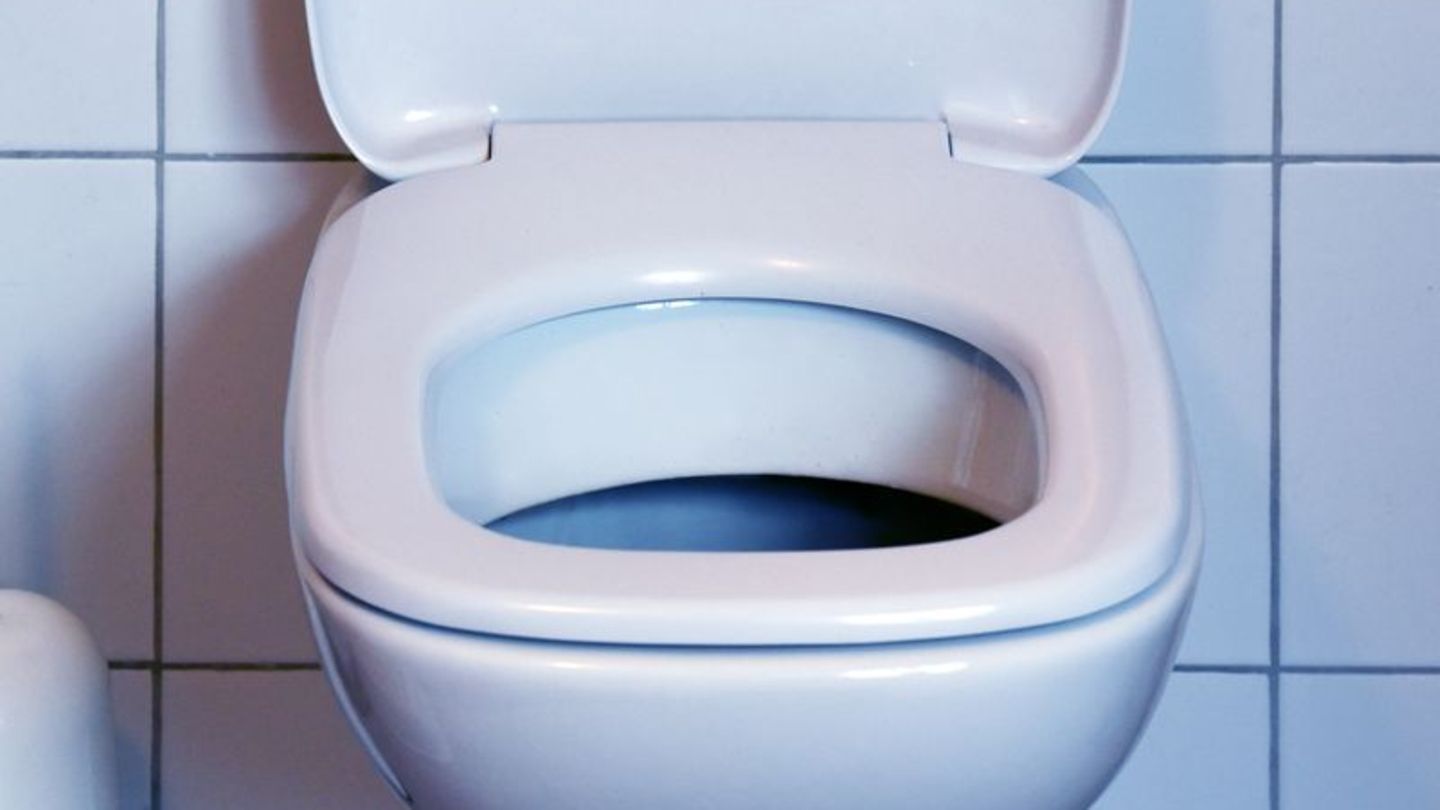 Medikamentspuren im Stuhl: Reste in Toilette zu sehen: Hat Tablette ...